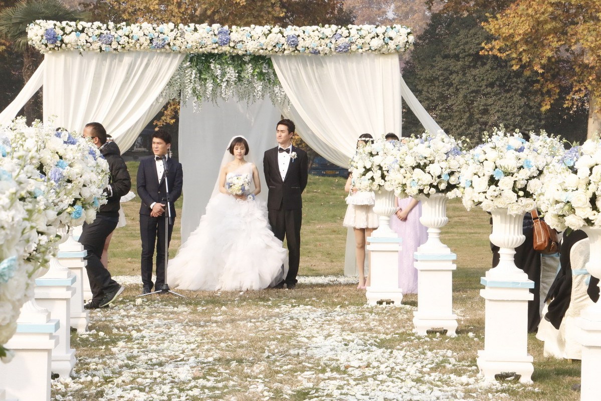 新郎新娘在婚礼上如何站位? 补肾参考网